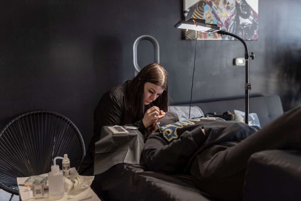 Lash Tech vs. Lash Artist - DFW Lash University